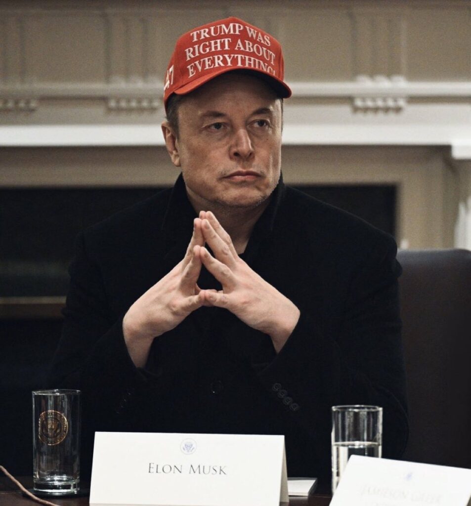 "Je suis un grand fan d'Elon Musk" : Morgan Freeman partage son admiration