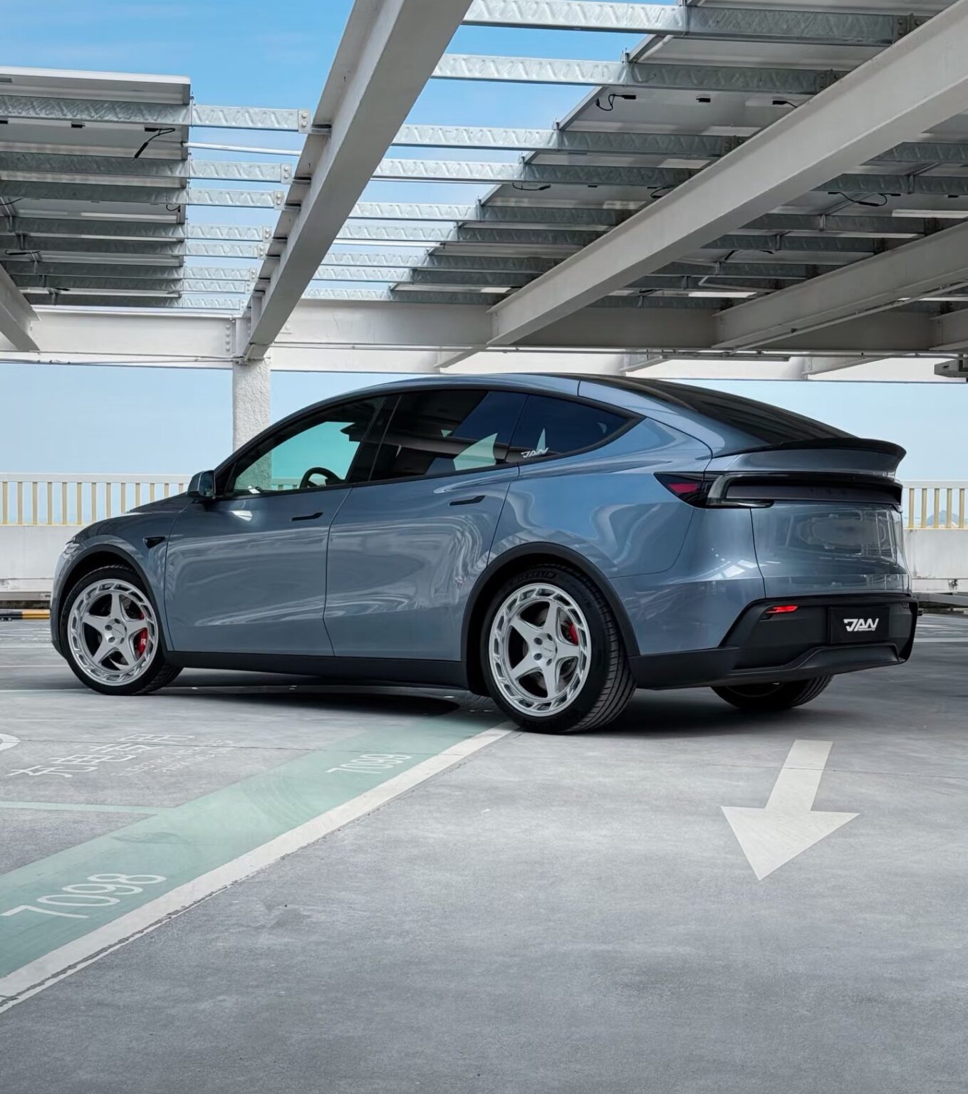 Tesla Model Y d'Occasion : Quel Kilométrage Maximum pour la Batterie et ...