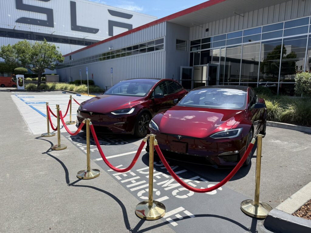 Tesla Model S et Model X Signature Edition exposées à Fremont : votre ...