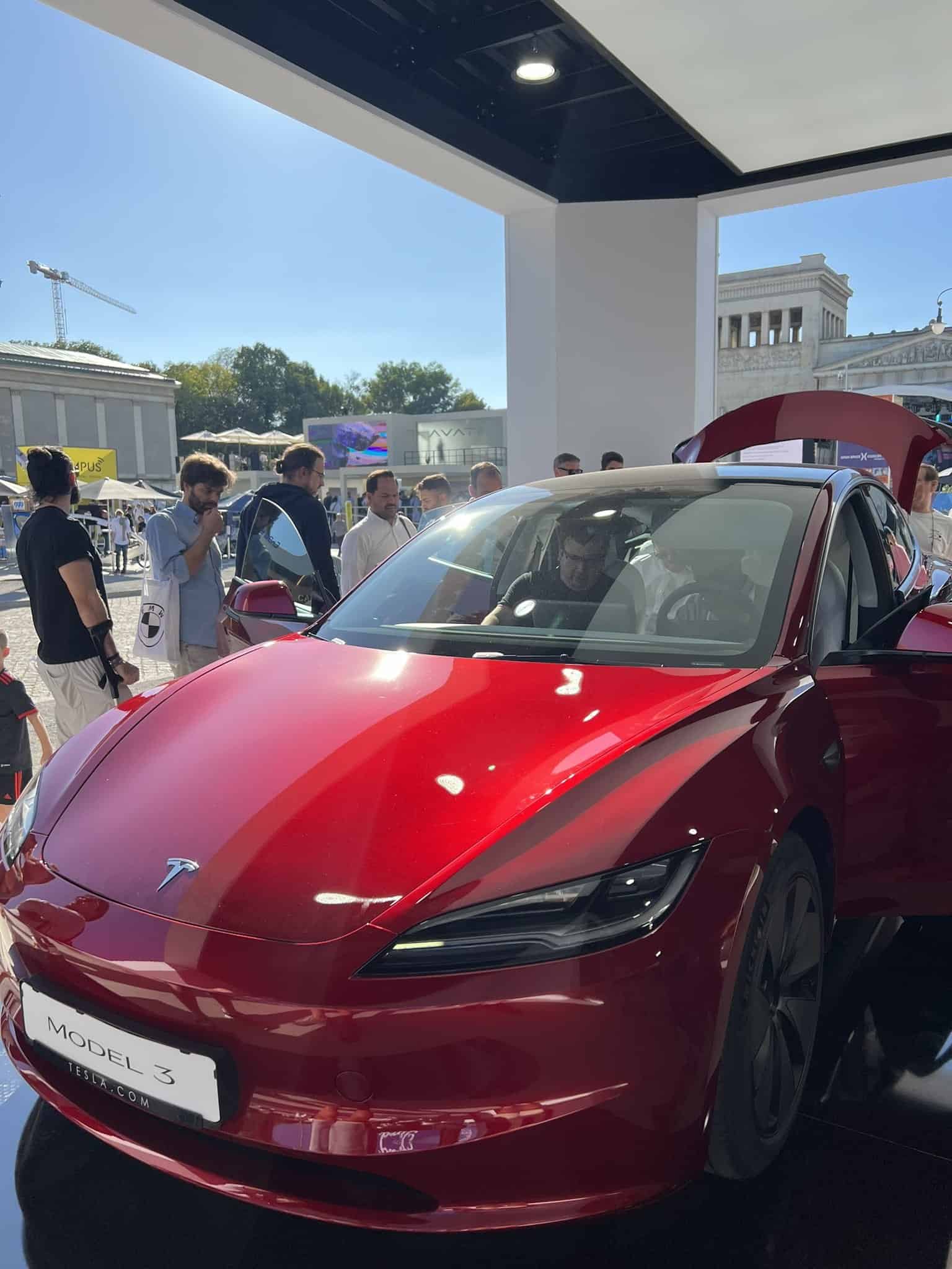 Tesla Shines at IAA Auto Show with Model 3, Optimus & Powerwall