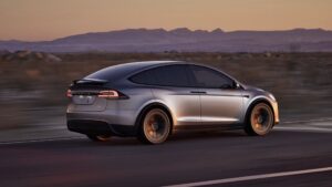 Tesla Unveils Stunning Lunar Silver Paint for Model S & X: A Global ...