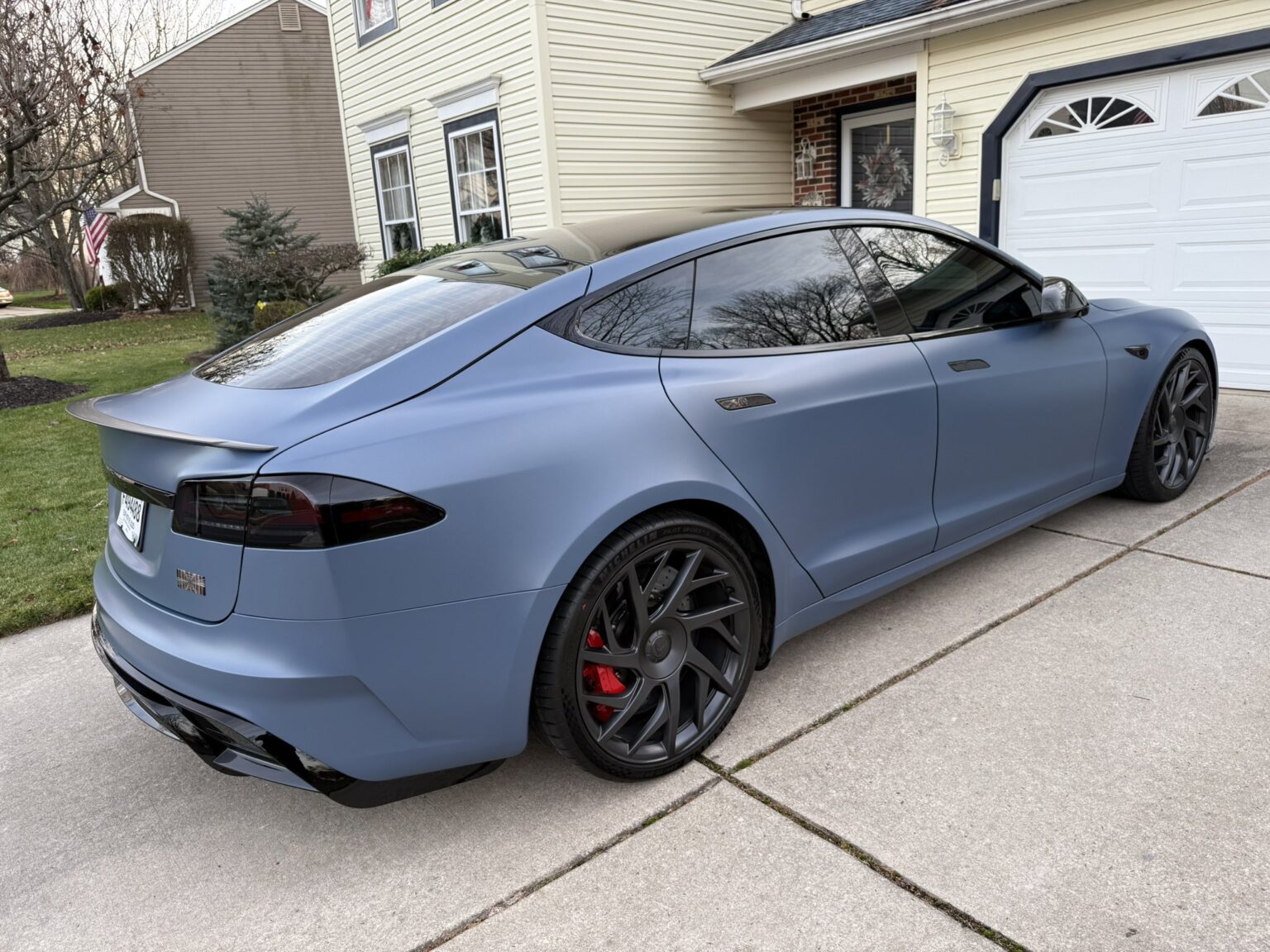 The Allure of Customizing the Tesla Model S Plaid: A Deep Dive into ...