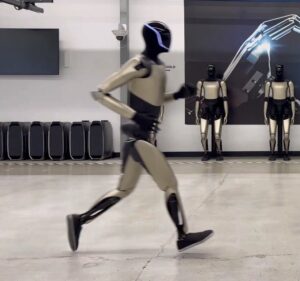 The Advanced Mechanics Behind Tesla's Bipedal Robotic Running